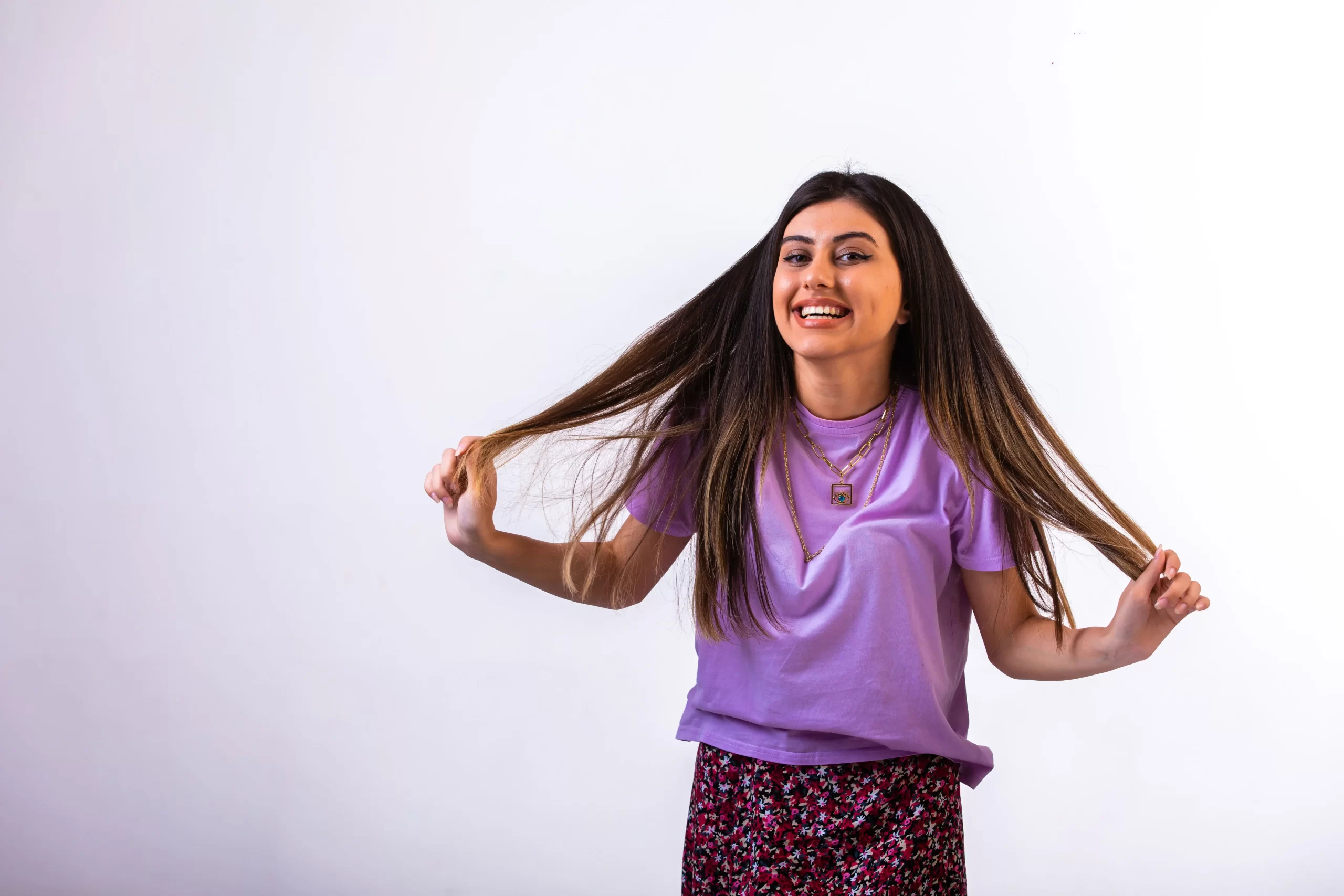 HOW TO MAKE HAIR SILKY AND SMOOTH: TOP TIPS - ANNVIO